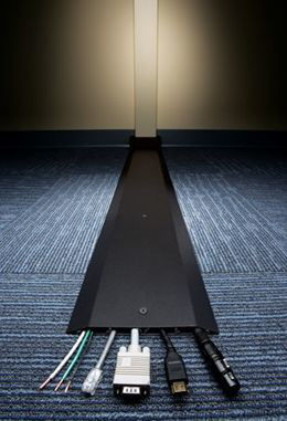 Boutique PRÉSENCE. Boutique PRÉSENCE. Cache fil de plancher Legrand